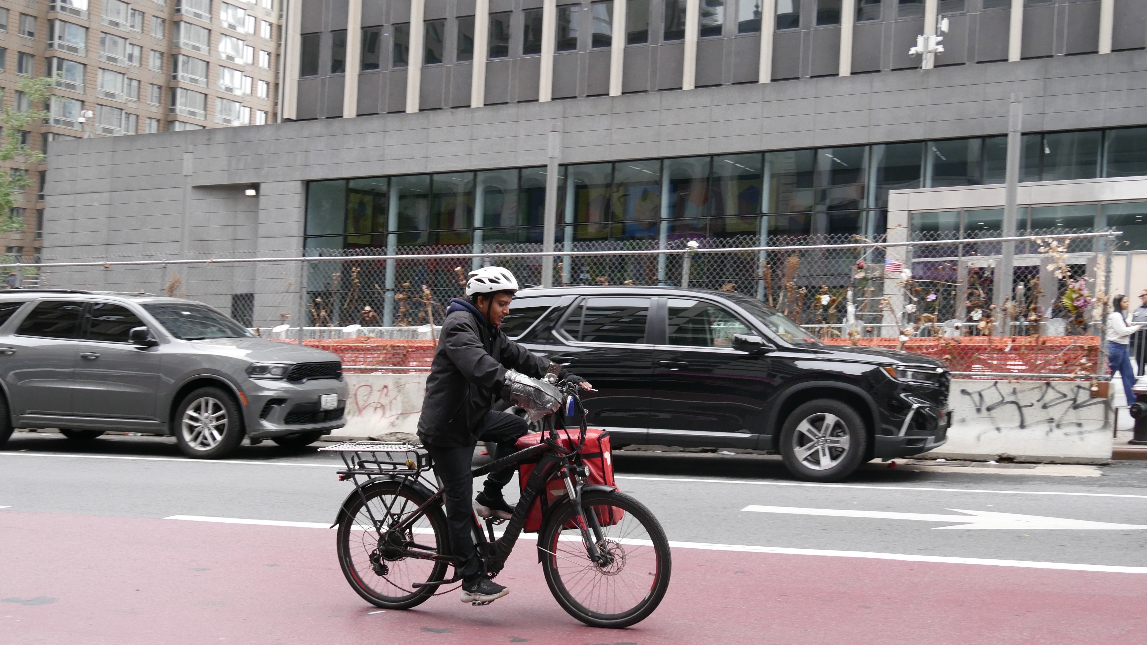 Mamdani Warns Delivery Apps to Follow New Worker Protection Laws — Or ...